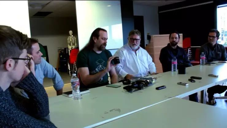 Valve 展示下一代 Lighthouse 基站：更轻、更小、更便宜- 大数跨境