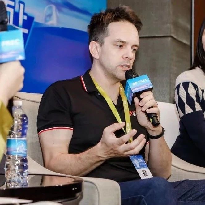 FBEC大会 | 对话虎江科技联合创始人兼CEO ALEXIS HUILLE：全球VR医疗市场规模预计将在未来数年内快速增长- 大数跨境